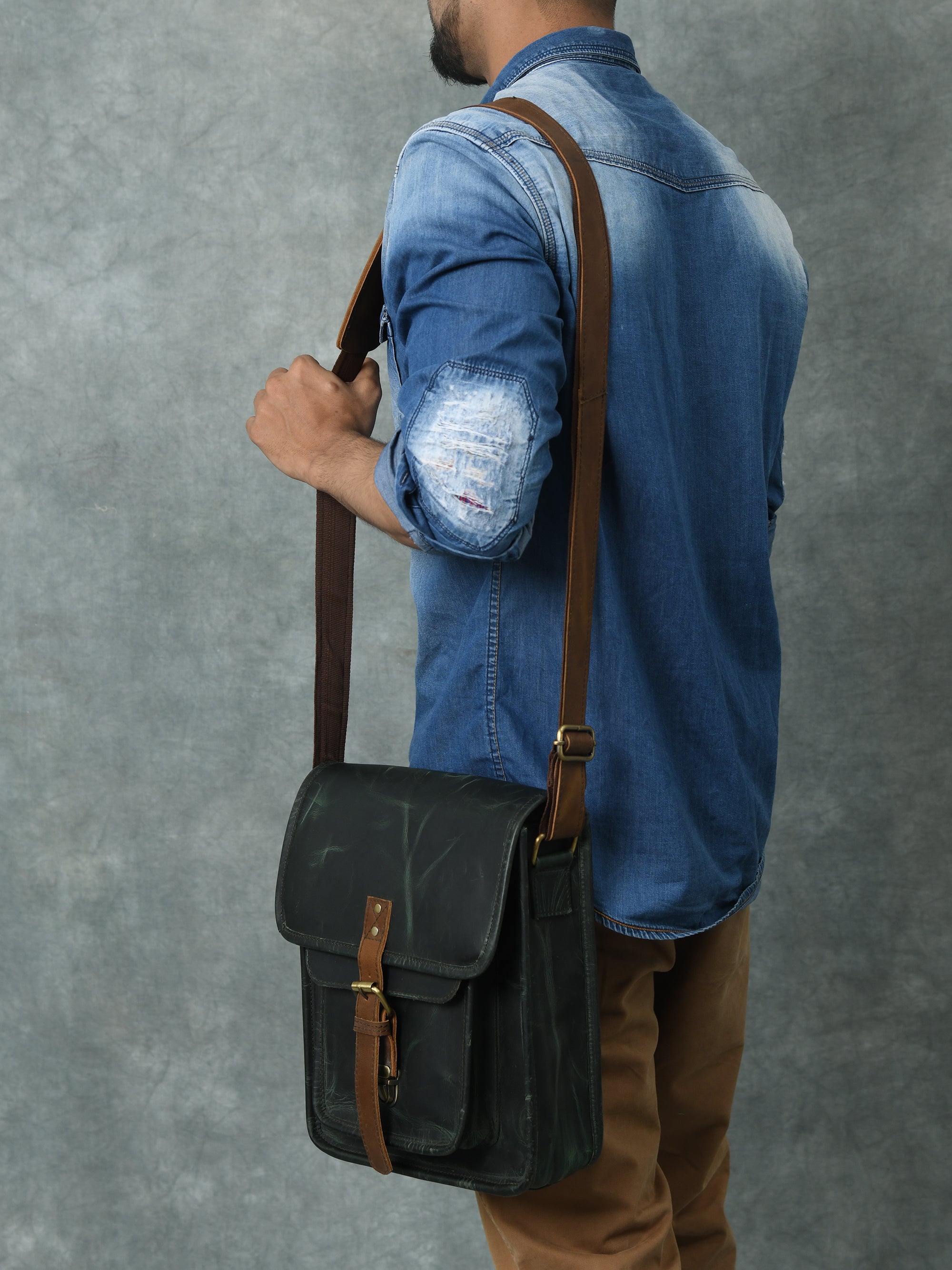 Daily Companion Messenger Bag, Stylish, Functional & Comfortable ...